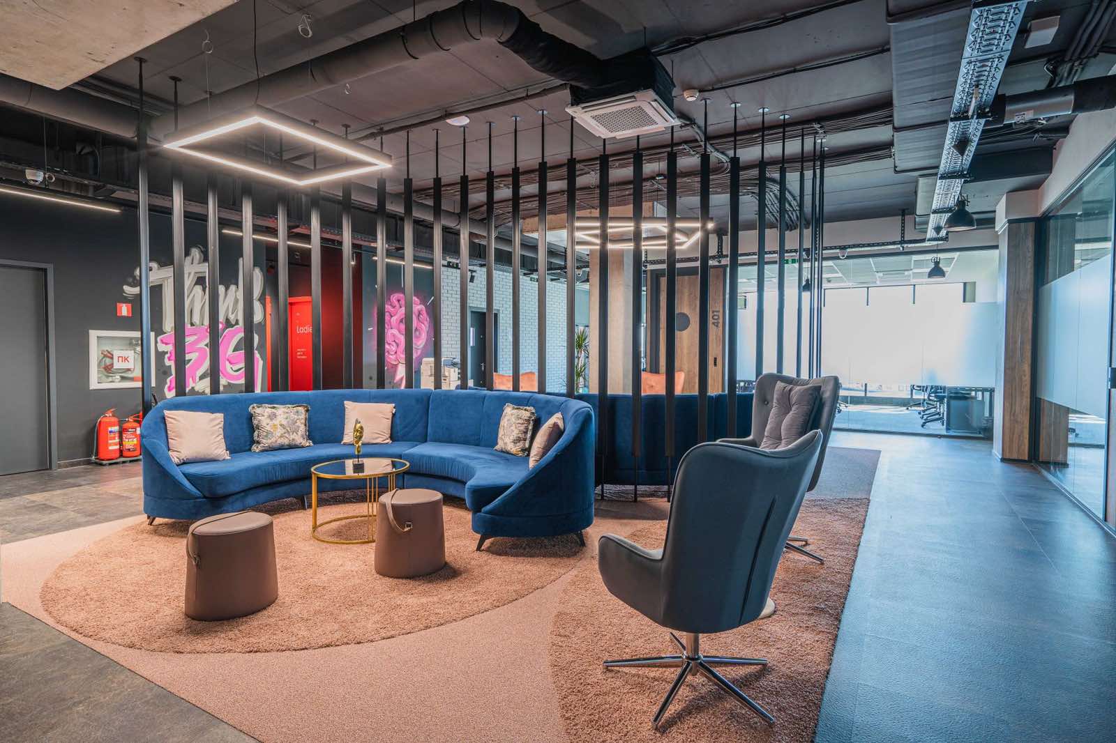 Проекти - Office Era - офис мебели